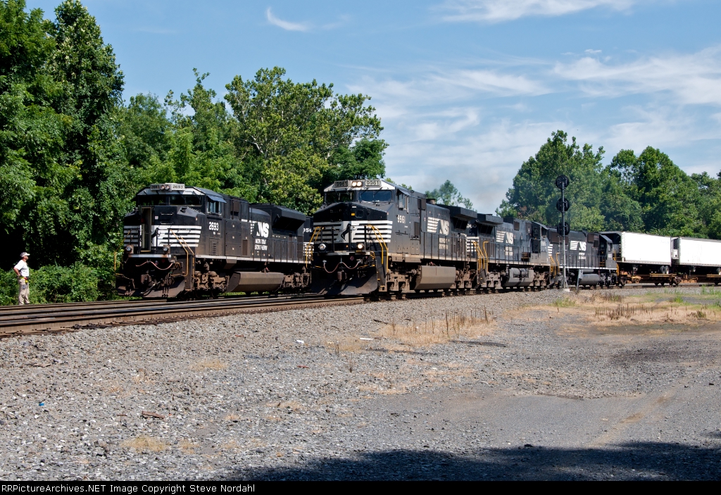NS-HA13 & NS-21M Meet at Burn